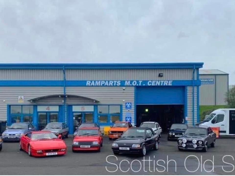 Ramparts & SOS meet and drive out to Jim clark room, Ramparts M.O.T ...