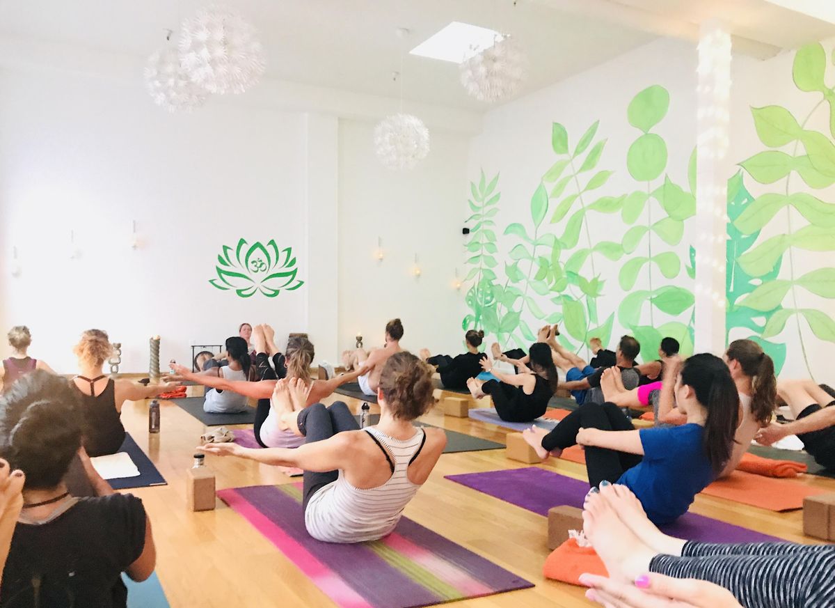 Gratitude Is The Way Thanksgiving Yoga Class, Glow Yoga & Wellness, San ...