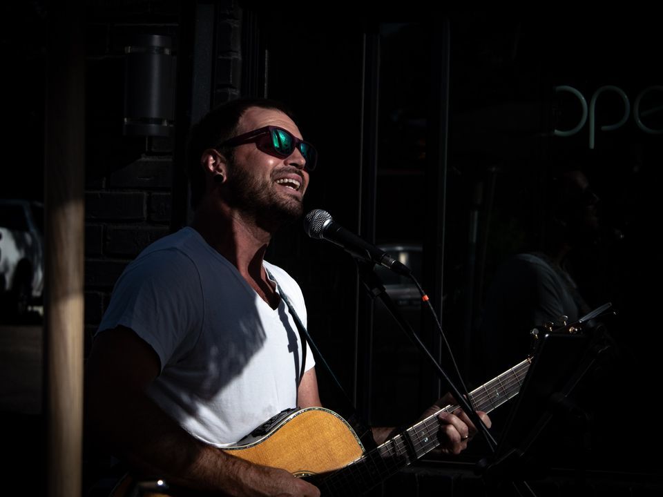 Monte Lykins-LIVE Acoustic Rock, Adesso Coffee, Monroe, 15 December ...