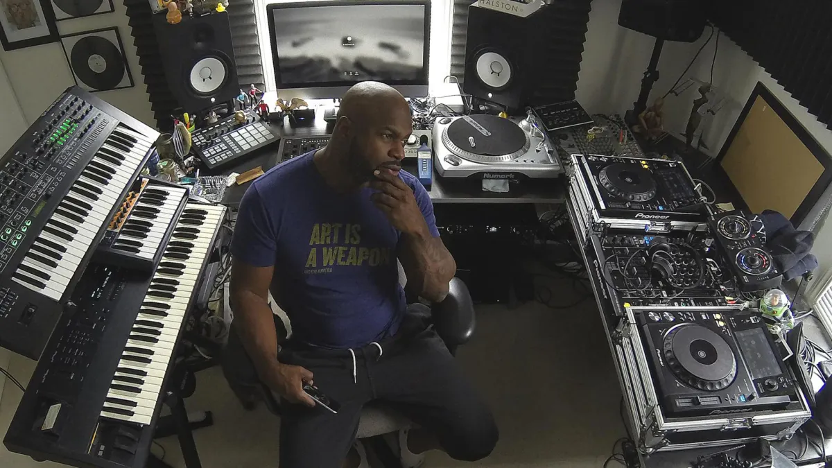 Demuir, Mike Dunn, DJ Heather, Gene Hunt in Chicago in Chicago – May 29 ...
