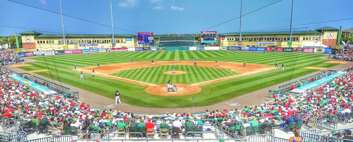 Fort Myers Mighty Mussels at Palm Beach Cardinals at Roger Dean Stadium ...