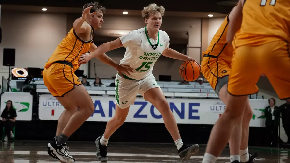 Dickinson State Blue Hawks at North Dakota Fighting Hawks Womens ...