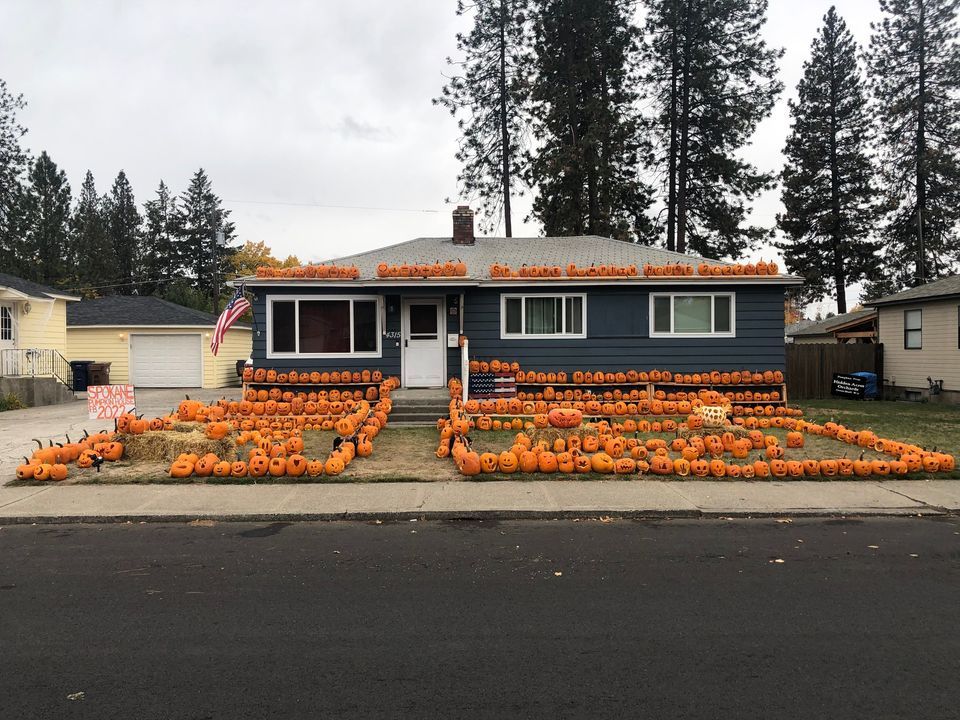 Spokane Pumpkin House 2023 Display, Audubon - Downriver, Spokane ...