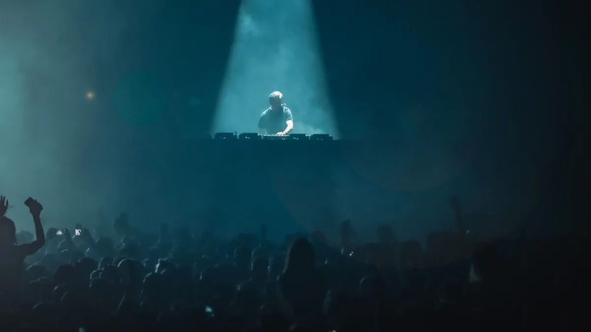 Benny Benassi, Anetha, Petit Biscuit, Bakermat, FLKN, Massano, ZAPRAVKA ...