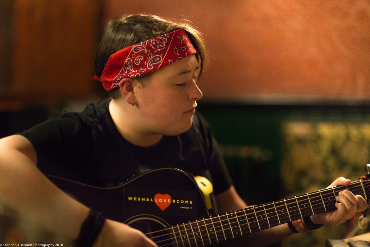 Jess Silk & Ruby Kelly @ The Ship Isis, The Ship Isis, Sunderland, 19 ...