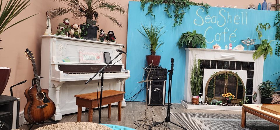 Open Mic at SeaShell Cafe , Traveller's Rest,PEI, Kensington, 25 ...