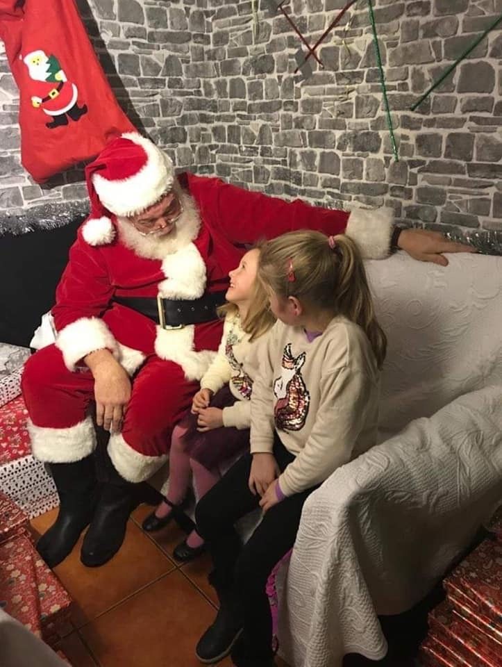 SANTA CLAUSE IN KILLINICK VILLAGE , Merry Elf, Wexford, 16 December ...