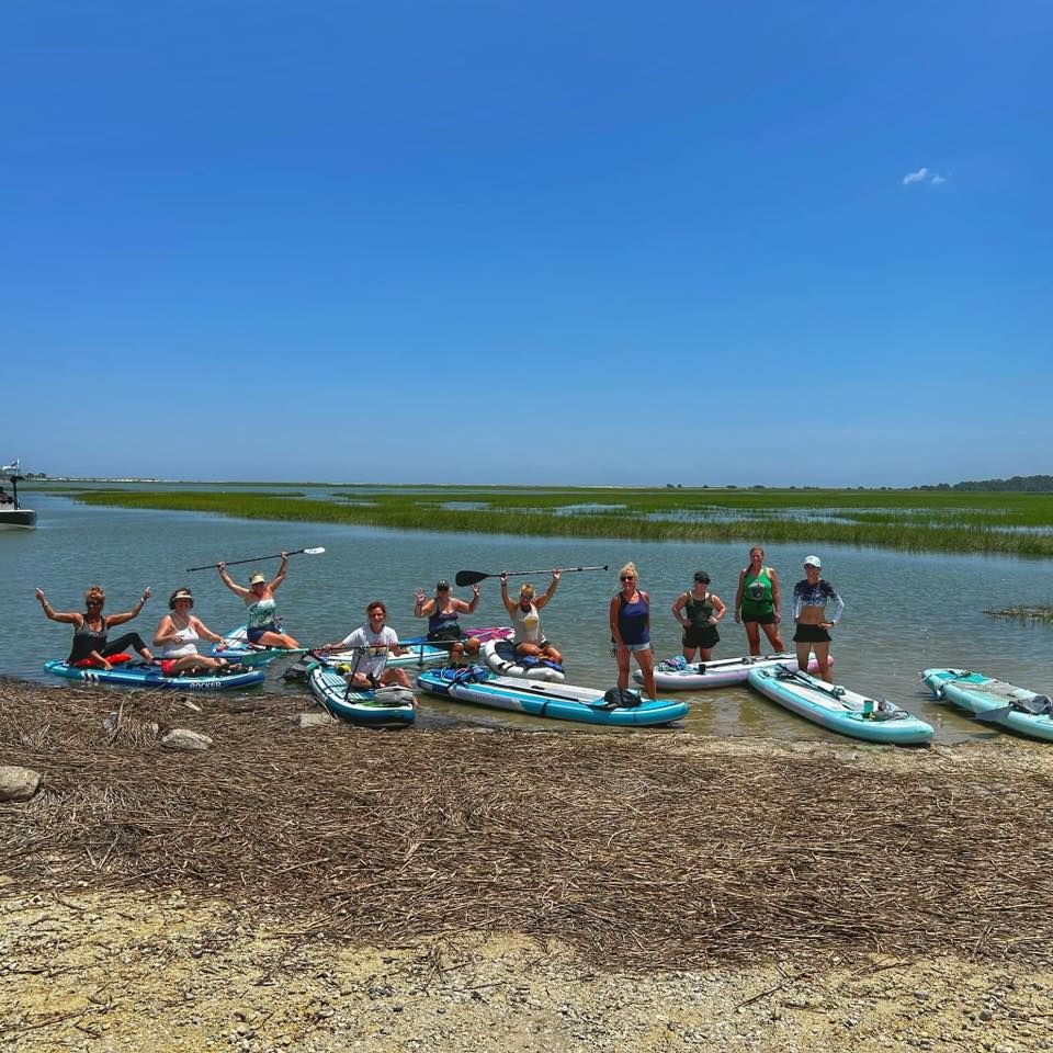 Christmas Eve Eve SoulSUP Yoga, Sara J's Seafood Restaurant, Murrells Inlet, 23 December 2023 ...