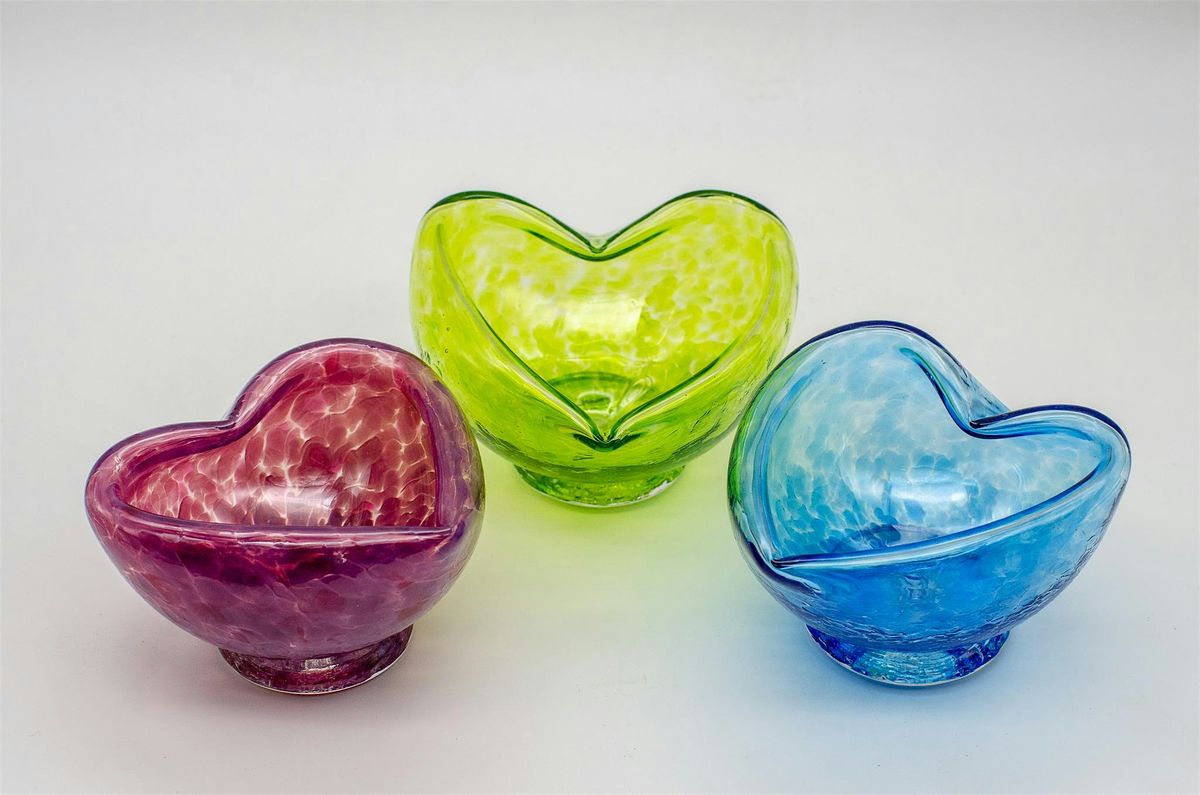 HEART-shaped INfinity Bowls, good all time of the year., Glass Arts ...