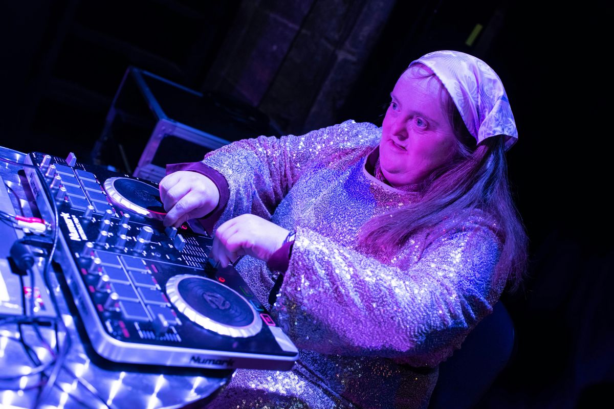 The Twisting Ducks Blyth DJ Academy Taster event, Blyth Central Family ...