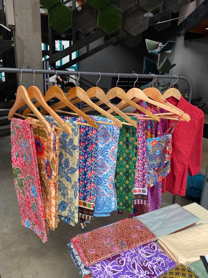 Batik Pop-Up, Centrepoint Bandar Utama, Petaling Jaya, 23 March to 24 ...