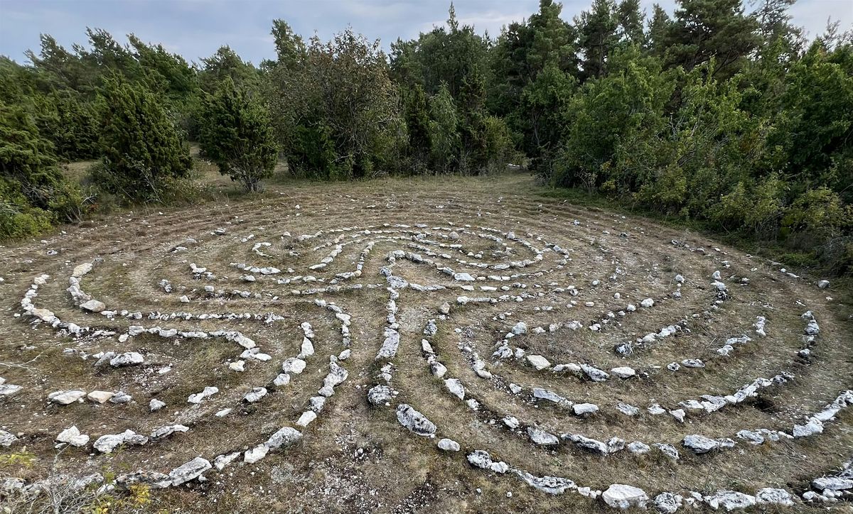 World Labyrinth Day: We Walk as One at 1:00 for Peace, Clymer Park ...