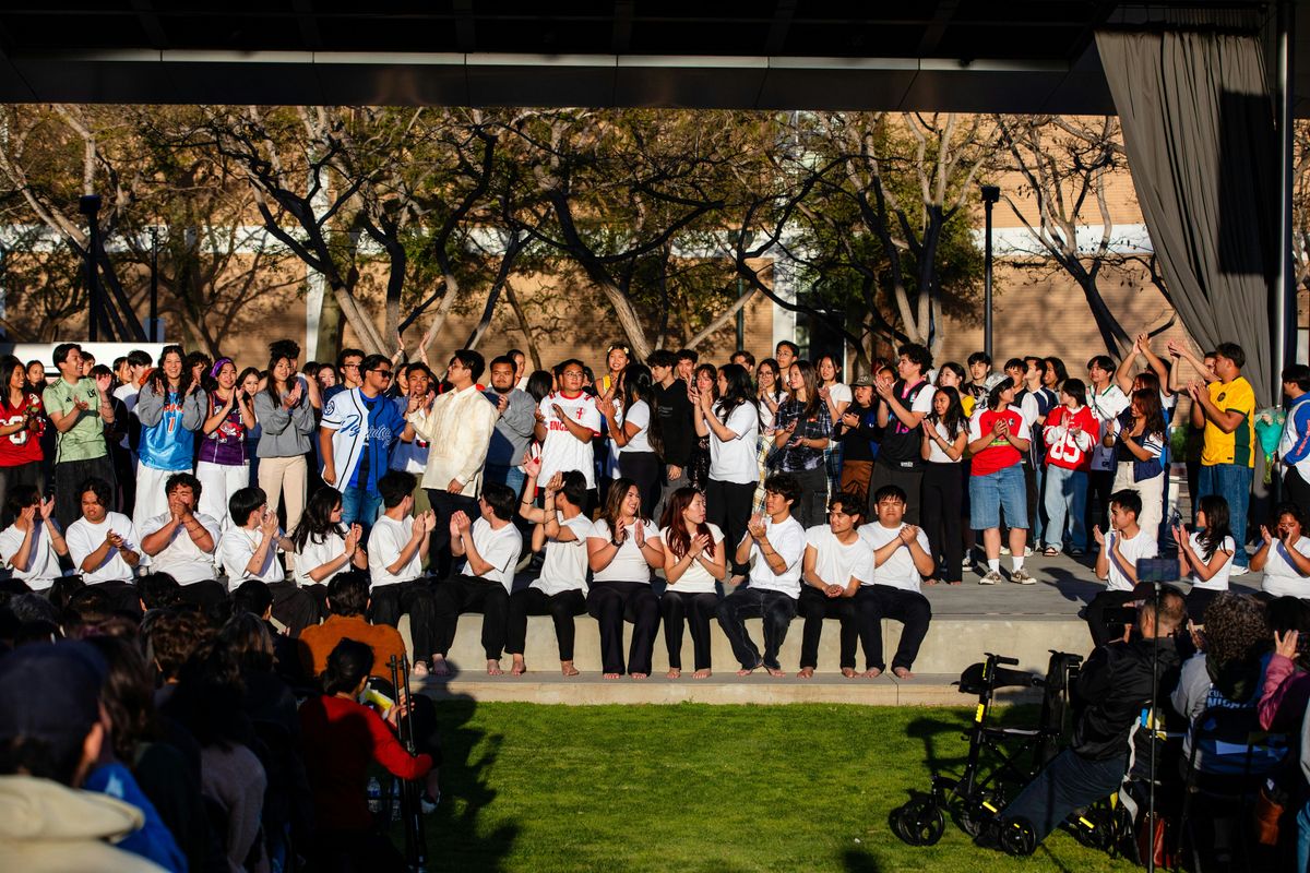 Isang Bansas 33rd Pilipino Cultural Night, Loyola Marymount University ...