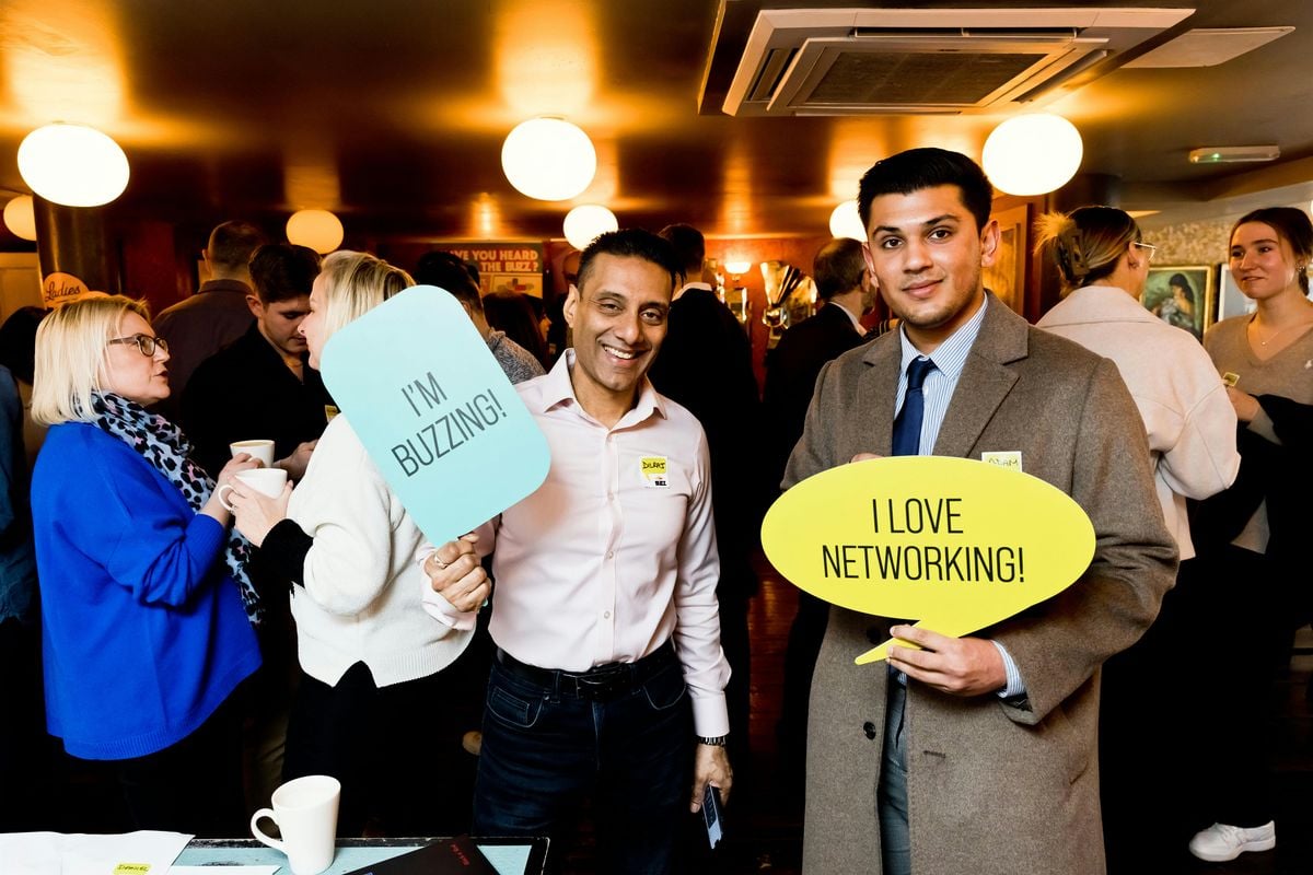 Cowley Business Buzz Networking, The Longwall Beefeater, Oxford, 23 ...