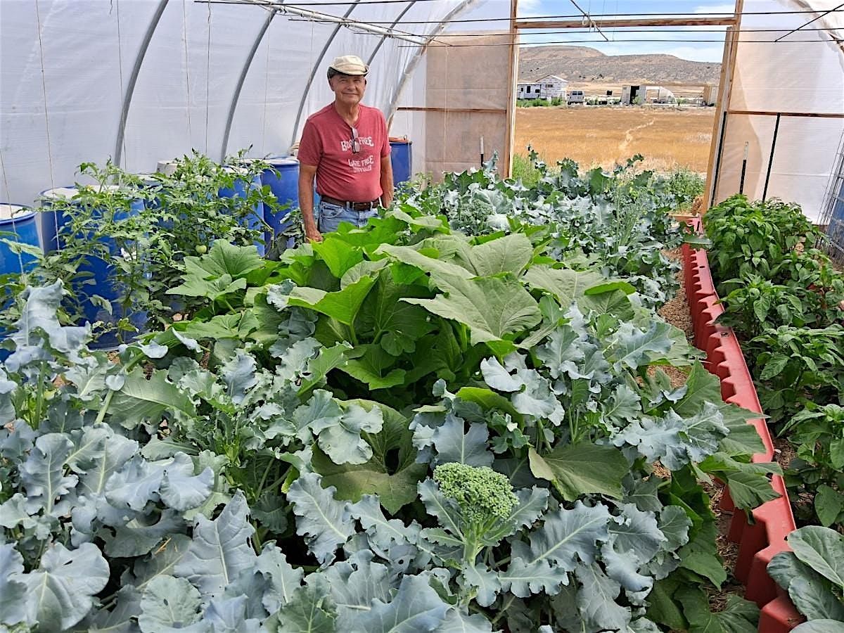 On-site Tour of Philip Gleasons off-grid homestead at Riverbed Ranch ...