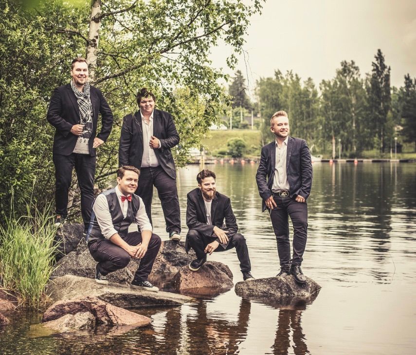 Helminauha & Bachata-kurssi Kaks Ruusussa, Ravintola Kaks Ruusua ...