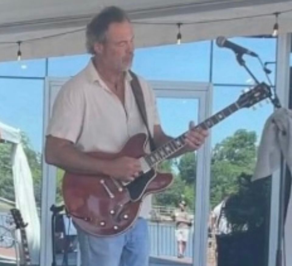 Tyler of Phantom Wingo Acoustic LIVE @ Savannah Quarters, Savannah ...