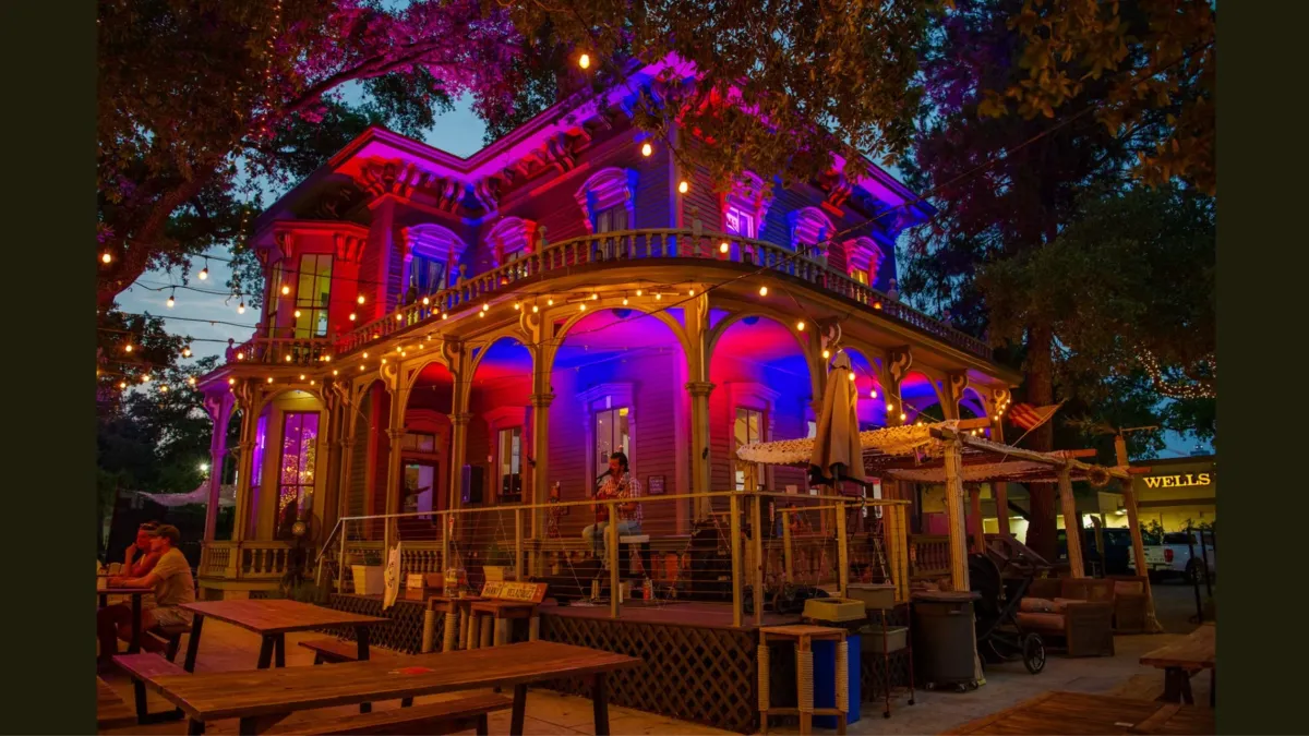 Singles mingle at Freddo age 35-49, Freddo ATX, Austin, 18 October 2025 ...