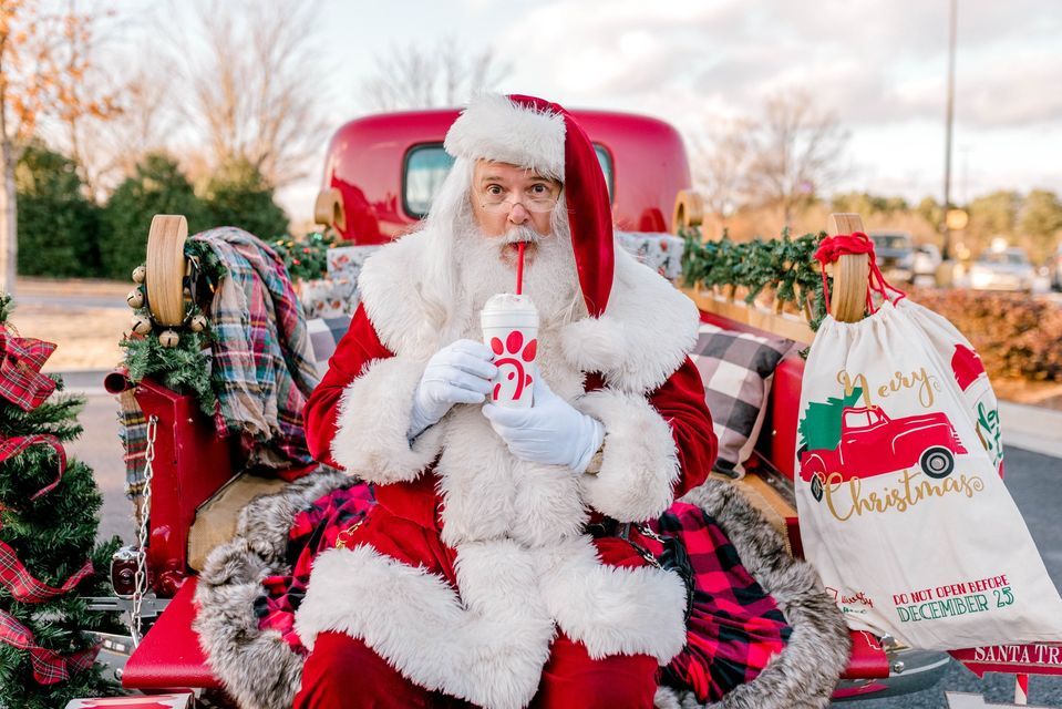 Chick-Fil-A Dinner with Santa Windward Parkway, Chick-fil-A Windward ...