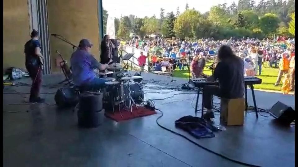 Bread & Gravy at Sequims Arts & Crafts fair for Irrigation Festival ...