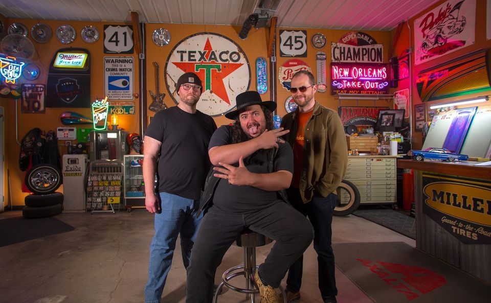 Dots Tavern backyard stage w/ Railhopper, Dot's Tavern, Belleville, 8 ...
