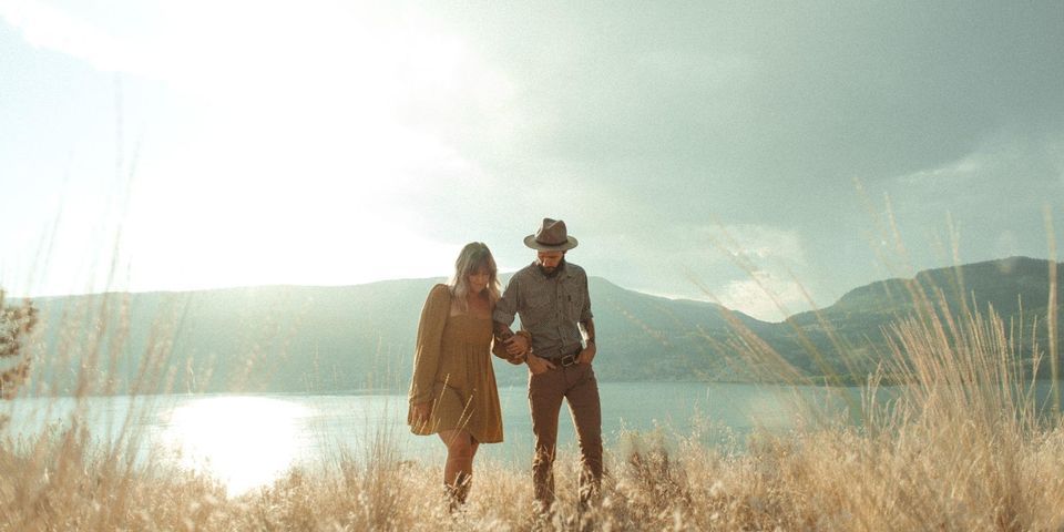 Two Crows for Comfort: Touring Duo at La Divina Sunday Feb 11th 2p-4p ...