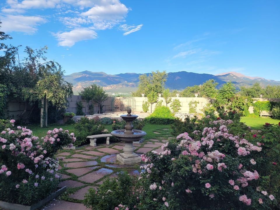 Hillside Gardens Summer Concert Series: Cari Dell, John Wise & the ...