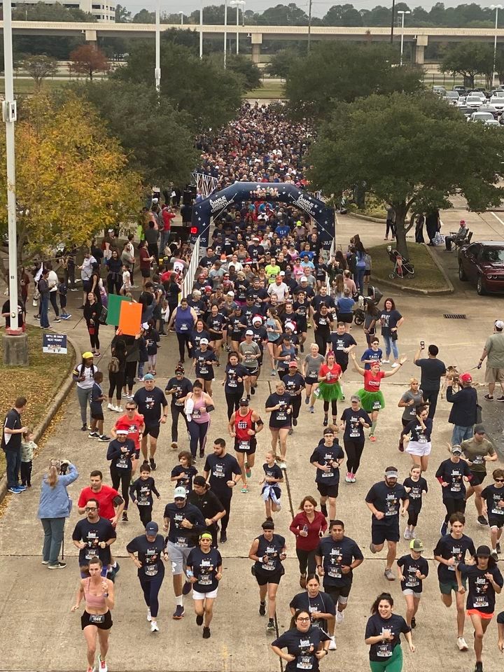 A Charlie Brown Christmas 5K/10K - Houston, Addicks Park & Ride, Katy ...