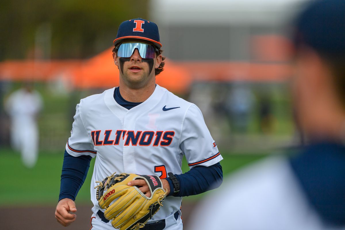 Illinois Fighting Illini at Indiana State Sycamores Baseball at Bob ...