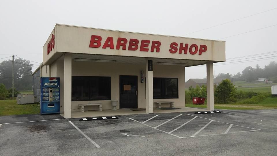 Retirement, Bob's Barber Shop of Corbin, North Corbin, 26 December to ...