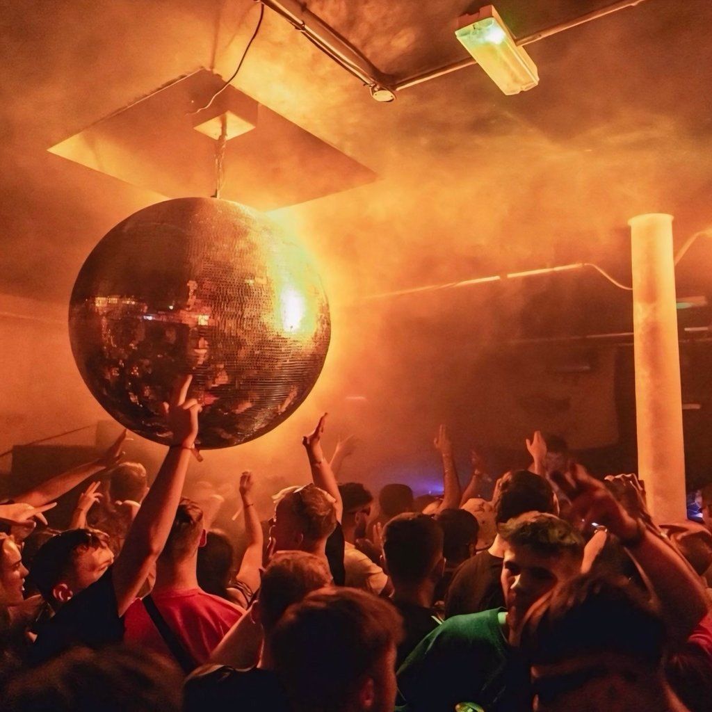 VIBE X 24 KITCHEN ST: Lauren Lo Sung, Finky & More, 24 Kitchen Street ...