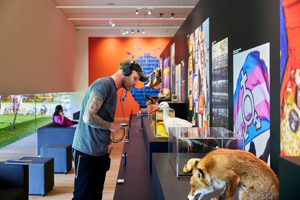 Talkshow Het beest in ons, Natuurhistorisch Museum Rotterdam, January ...