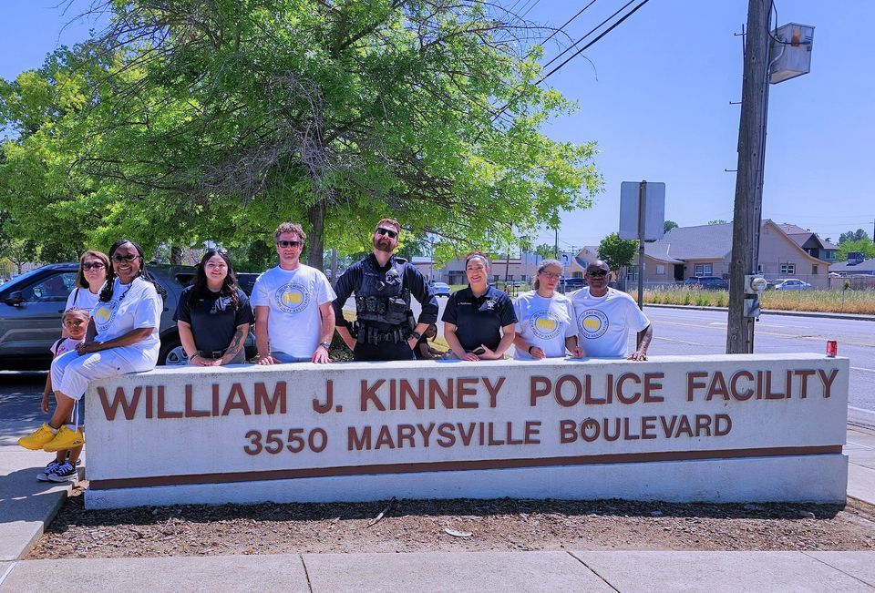 Community Meeting with Stephen Walton, William J. Kinney Police Station ...