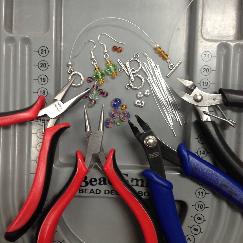 Basic Beading Techniques Class, Swift Water Beads, Gems & Jewelry ...