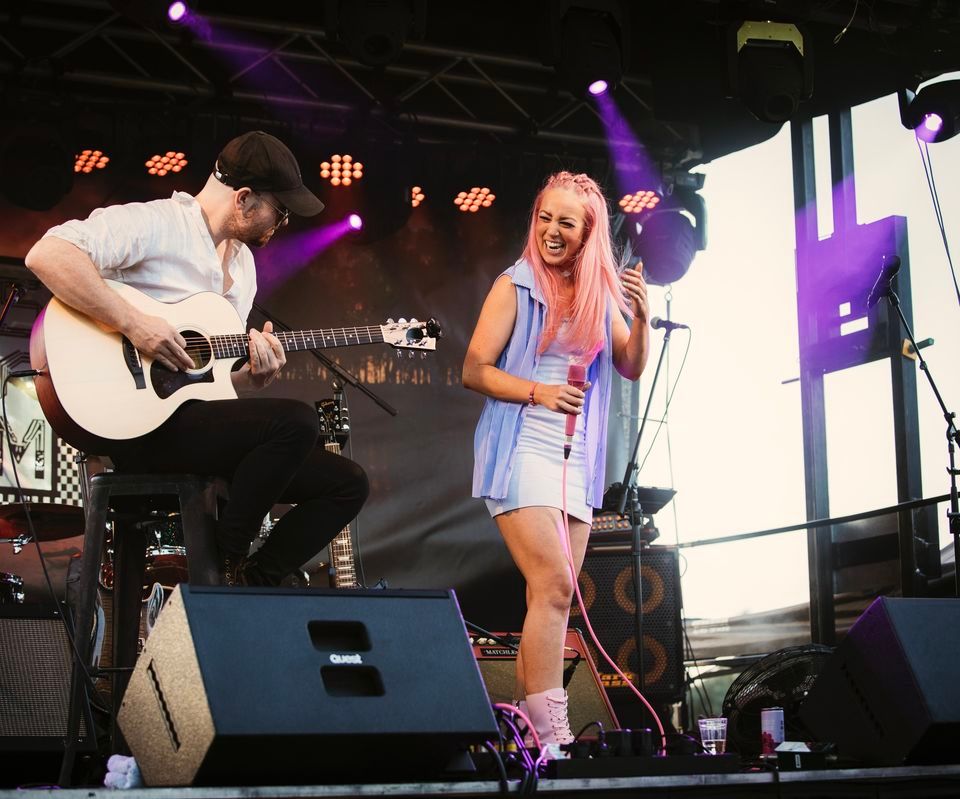 New Years Eve - Live Music with Elise Courtney, Mountain View Hotel ...