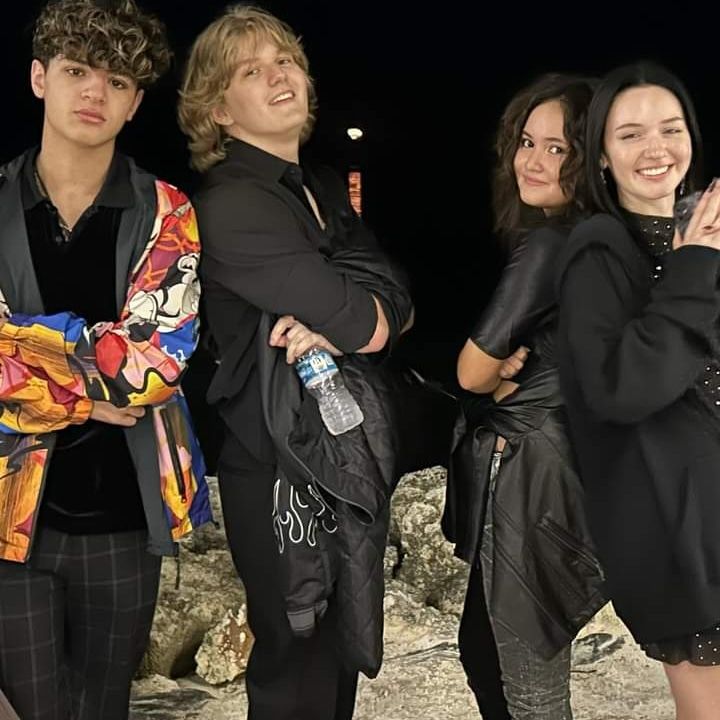 Unravel is BACK TO ROCK. Con Murphys on the beach!, Con Murphy's Ocean ...