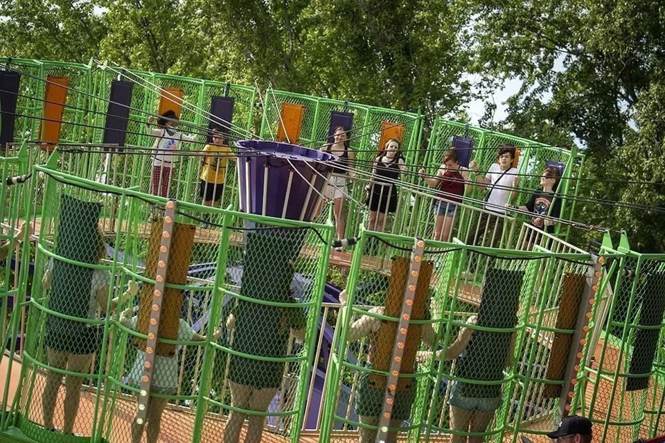 McLean Day T.G.I.F. Carnival Rides, Lewinsville Park, Mclean, 17 May ...