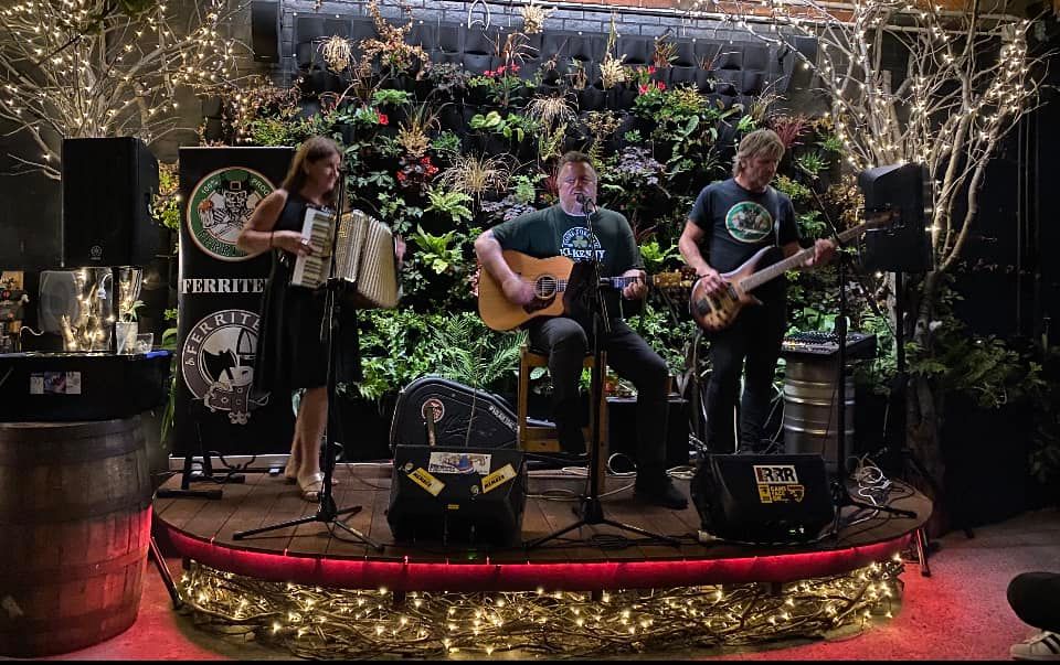 Van Walker & The Ferriters @ Tanswells (FREE ENTRY), Tanswells Hotel ...