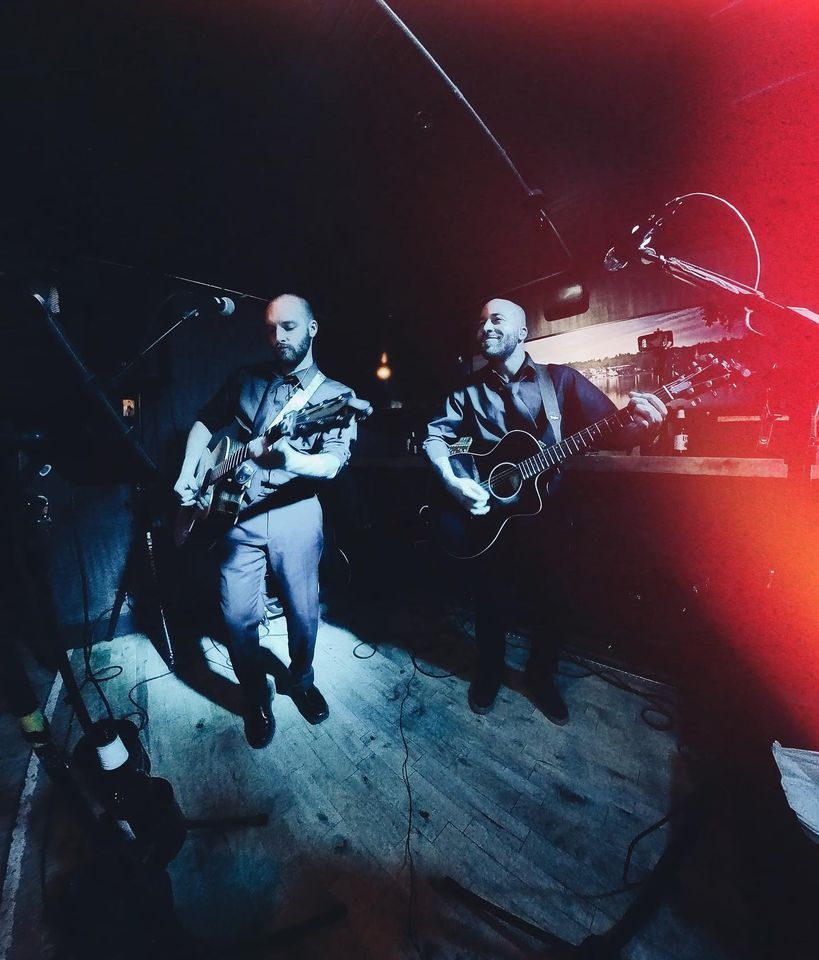 Keep Up LIVE Acoustic Party Band @ Santangelos, Santangelo's Restaurant ...
