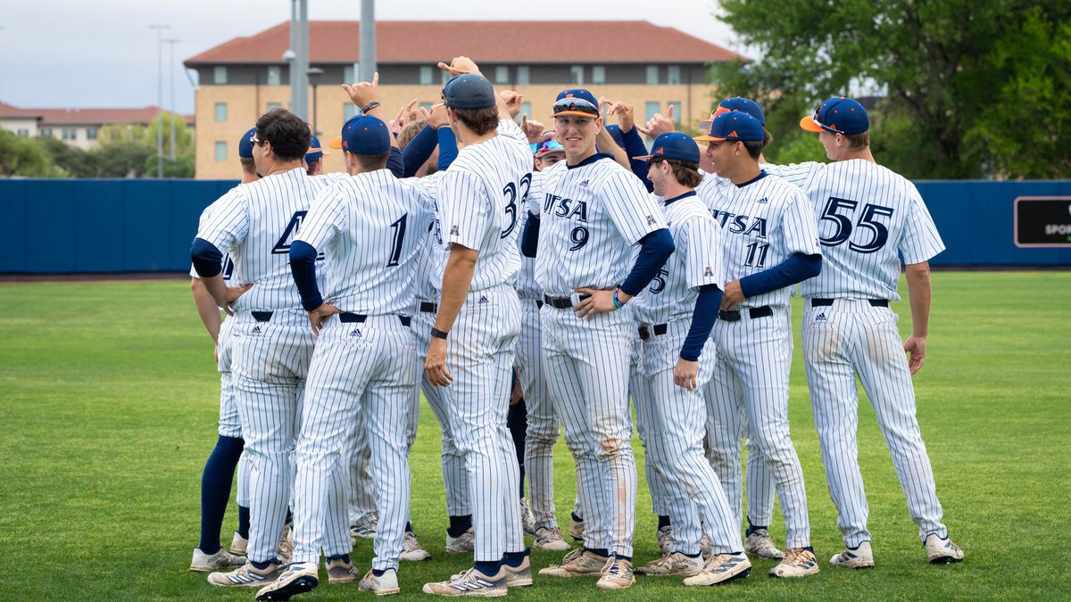Texas A&M Corpus Christi Islanders at UTSA Roadrunners Baseball ...