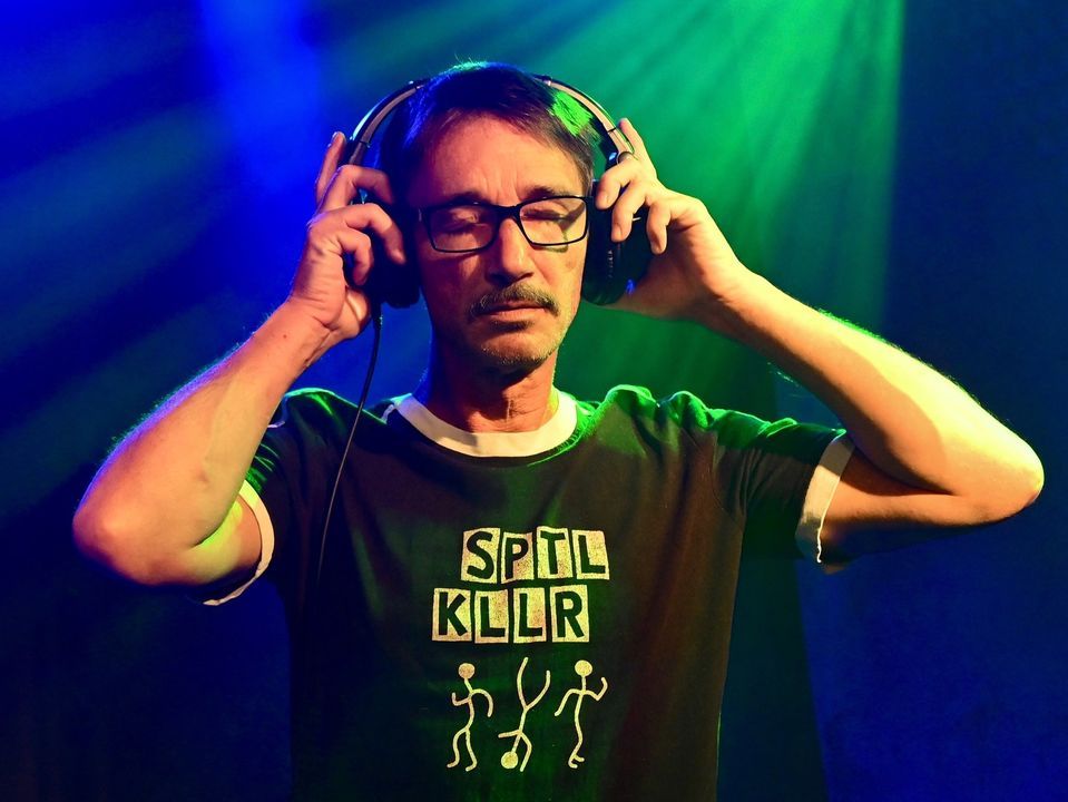 Tanzbar mit DJ Josh - Put On Your Red Shoes, 361 ...