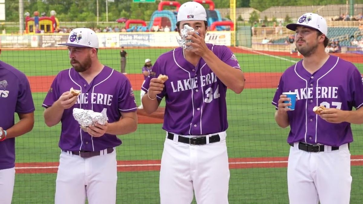 Gateway Grizzlies at Lake Erie Crushers at Lake Erie Crushers Stadium ...