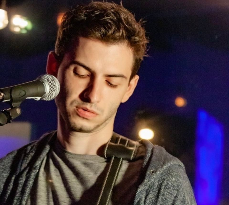 Matt Bowles LIVE!! @Dog n Bone, Dog 'n' Bone, The Hills, December 9 ...